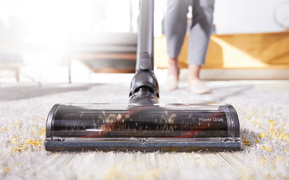 Easy Cleaning with LG's Cordless Vacuum Cleaners | LG STORY