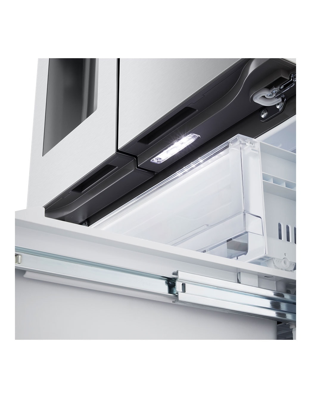 Refrigeradora Multi-door VF25LNIBB LinearCooling™ | LG CAC
