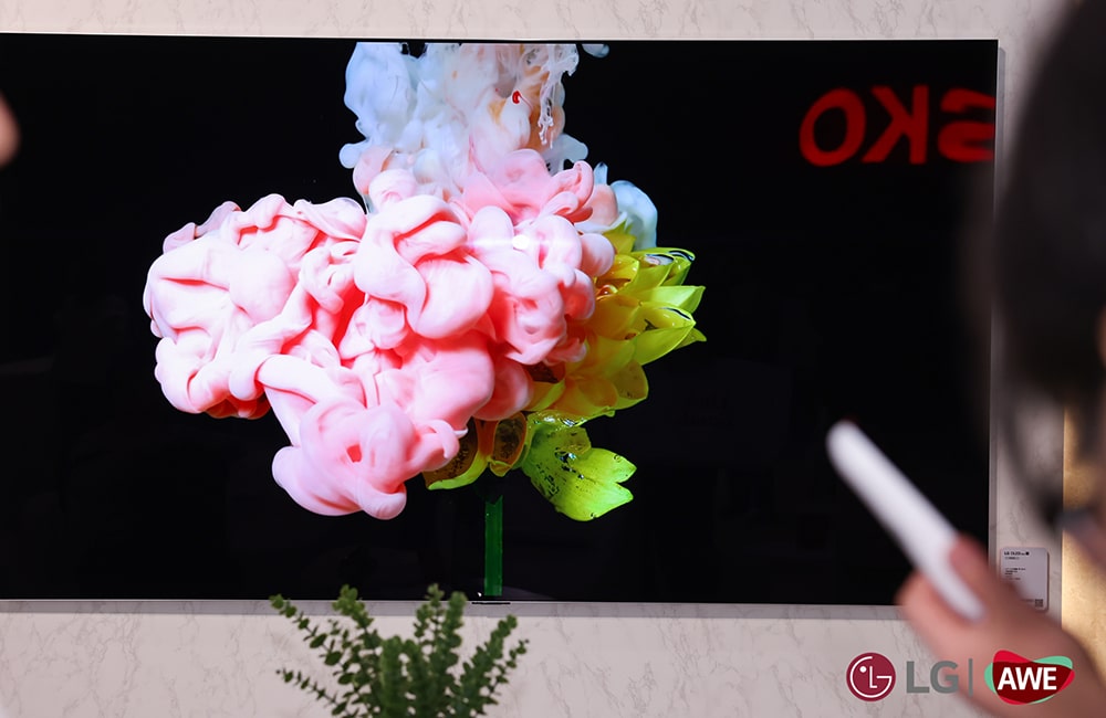 LG - AWE 2025：情感智能，以科技创想生活“美”一面-LG乐金电子中国