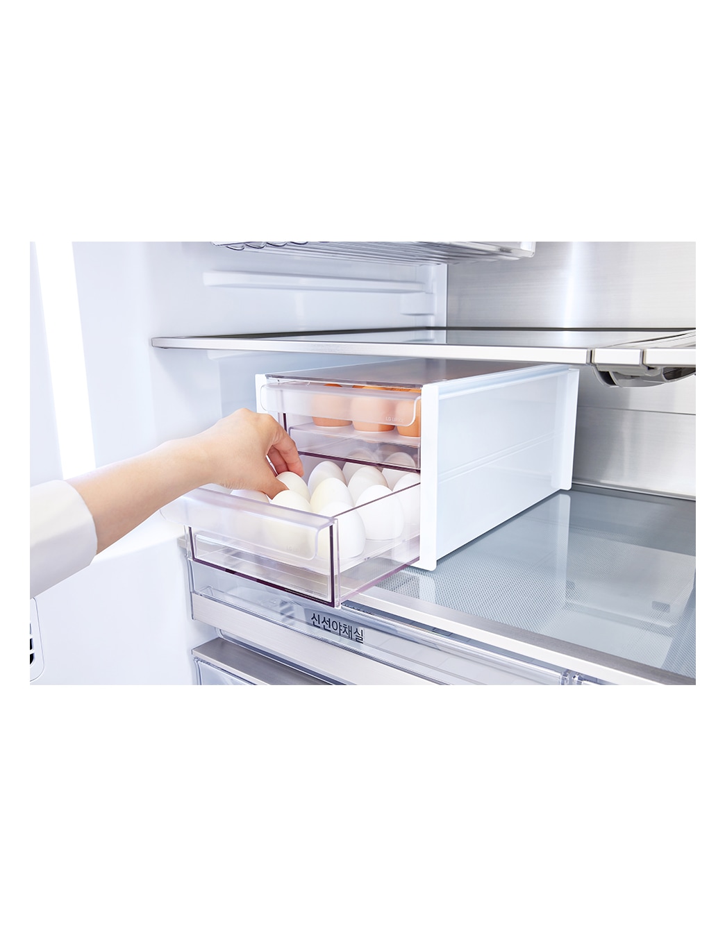 LG Refrigerator Egg Tray - AGM30160716 | LG Australia