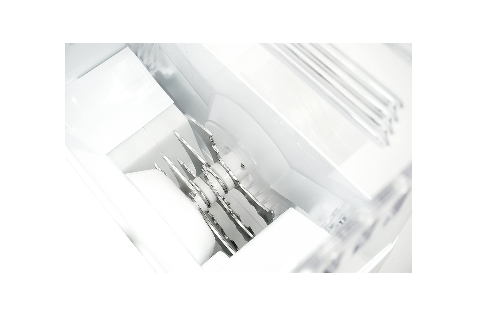 Freezer Ice Bucket - AKC72949312 | LG CA_EN