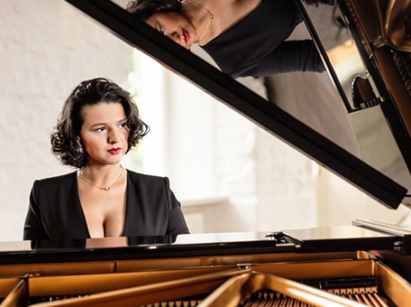 Perfection In Every Detail Khatia Buniatishvili In Interview Lg