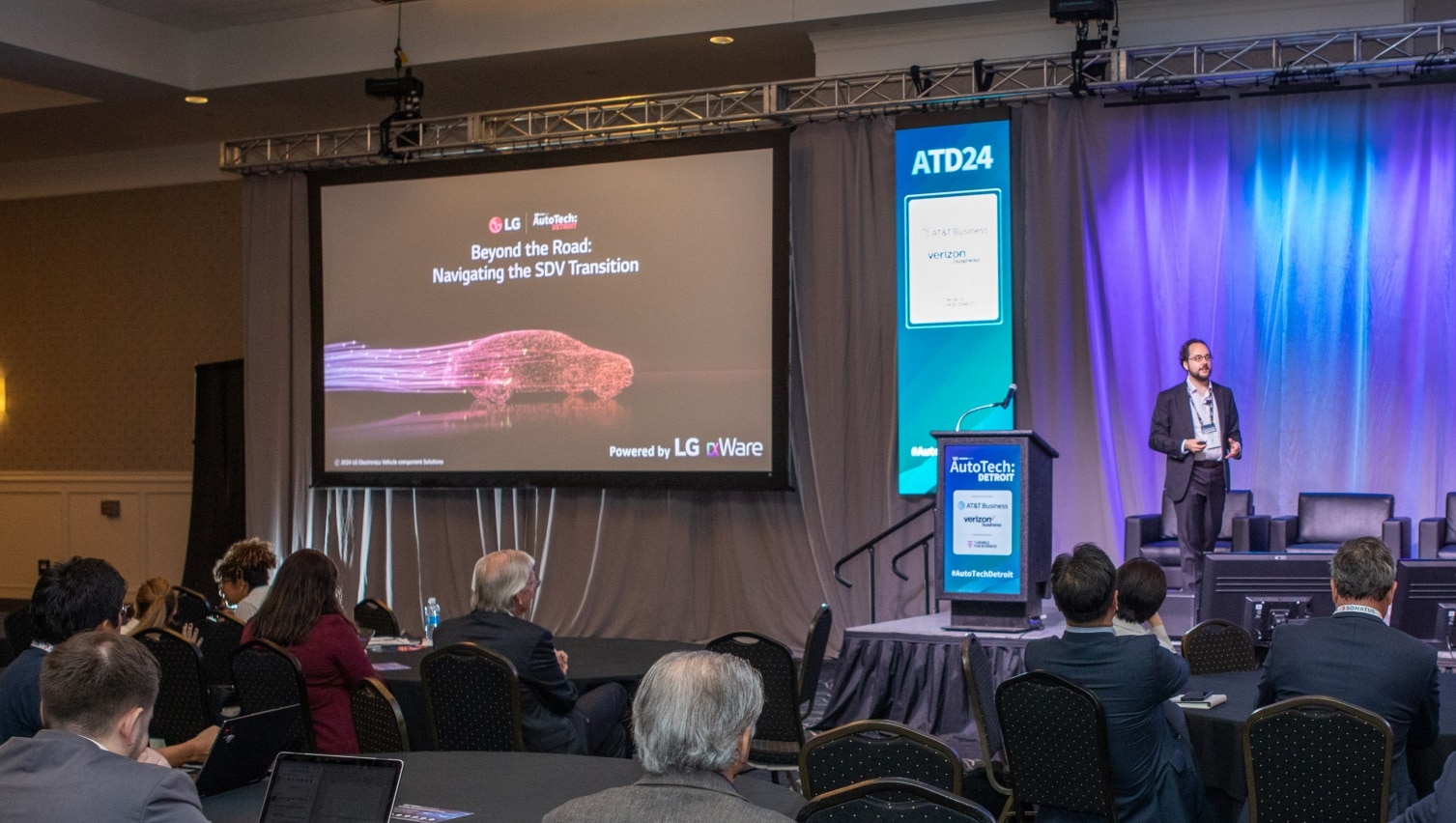 LG Brings ‘Living Space on Wheels’ Vision to Life With LG AlphaWare for ...