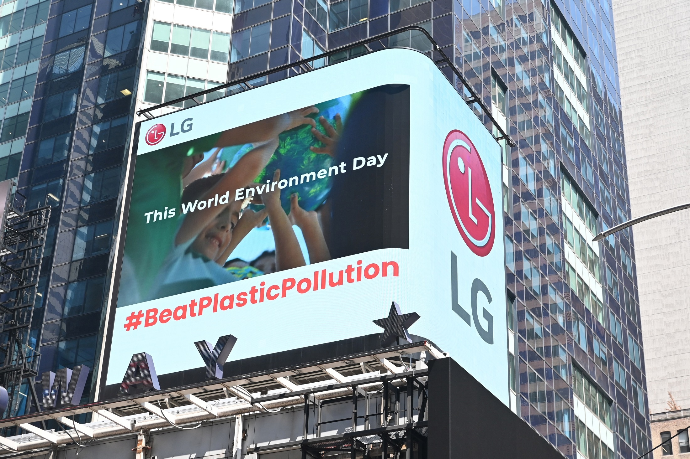 LG Joins RE100 Initiative, Committing to Transition to Renewable Energy ...