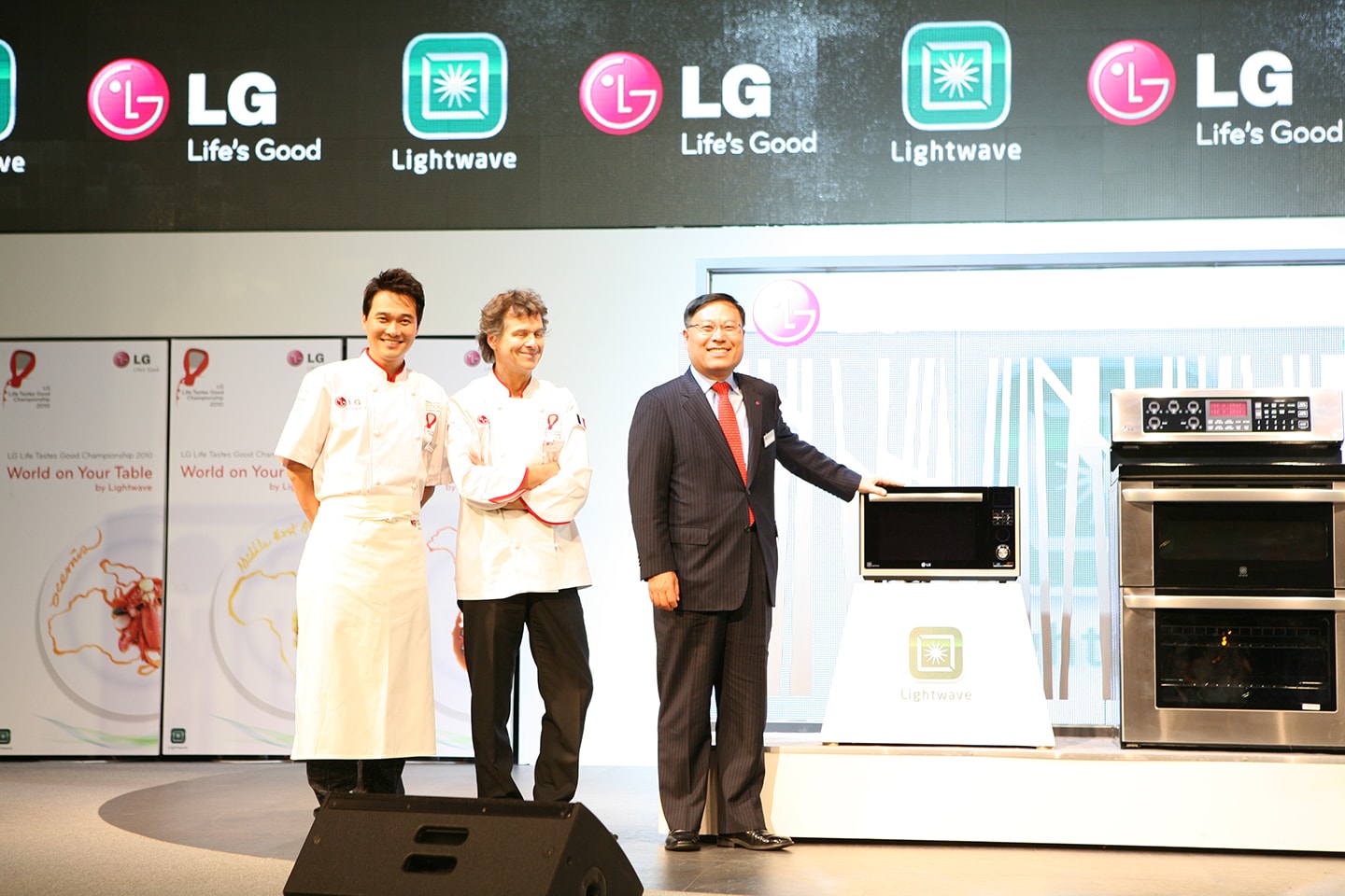 LG CELEBRATES "THE WORLD ON YOUR TABLE" AT THE LIFE TASTES GOOD ...