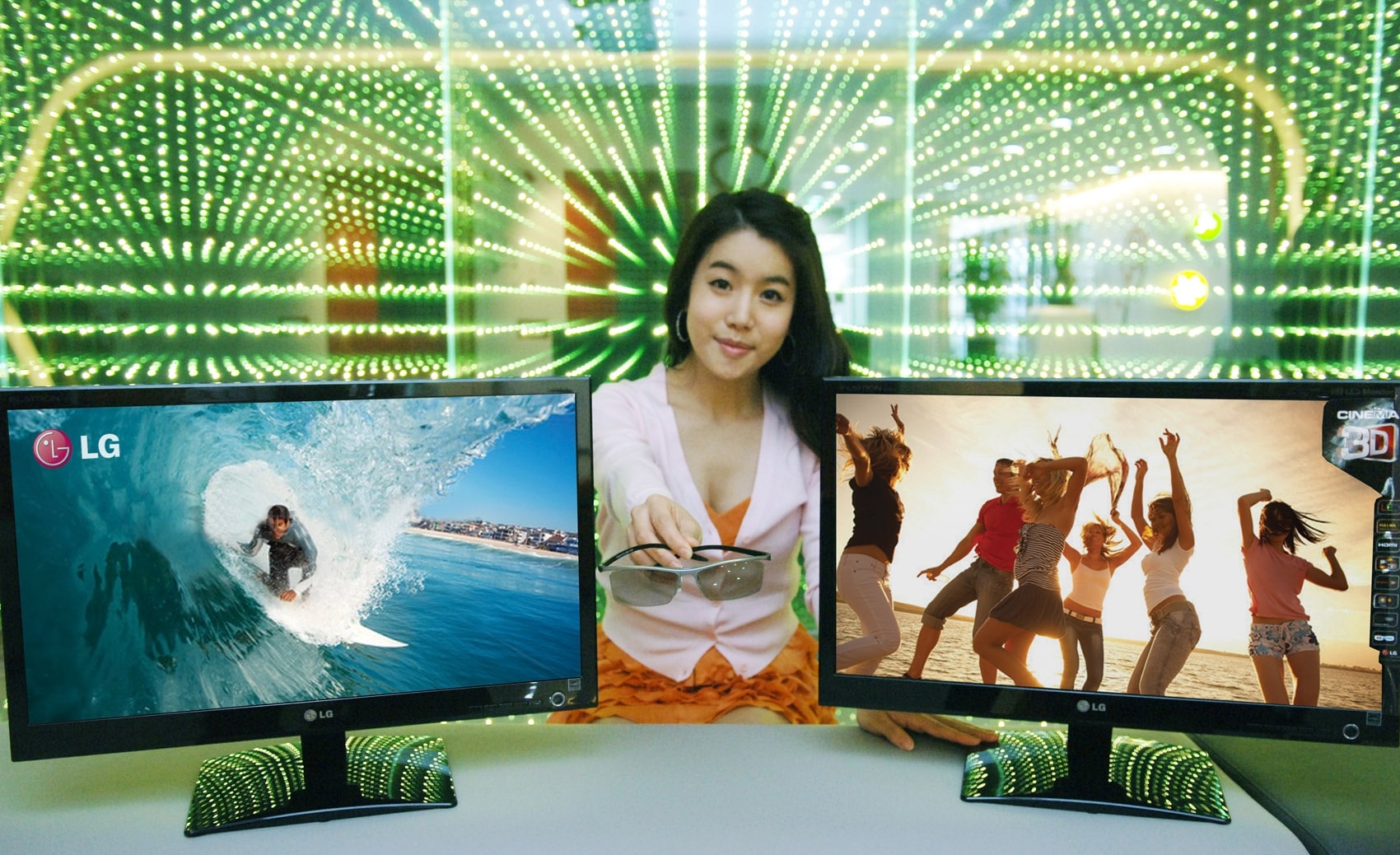 LG OPENS NEW ERA OF 3D MONITORS WITH BRIGHTEST, MOST COMFORTABLE 3D ...