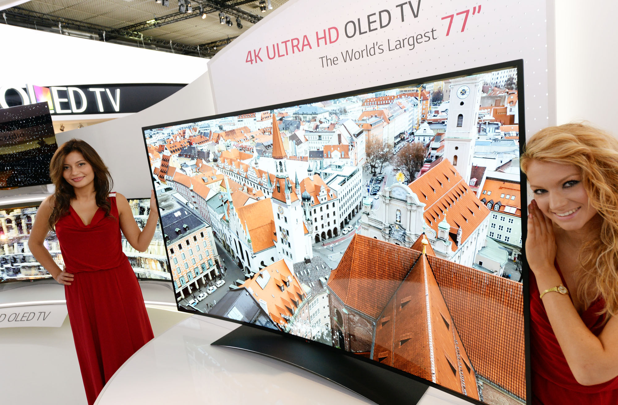 LG UNVEILS WORLD'S LARGEST ULTRA HD OLED TV | LG Global