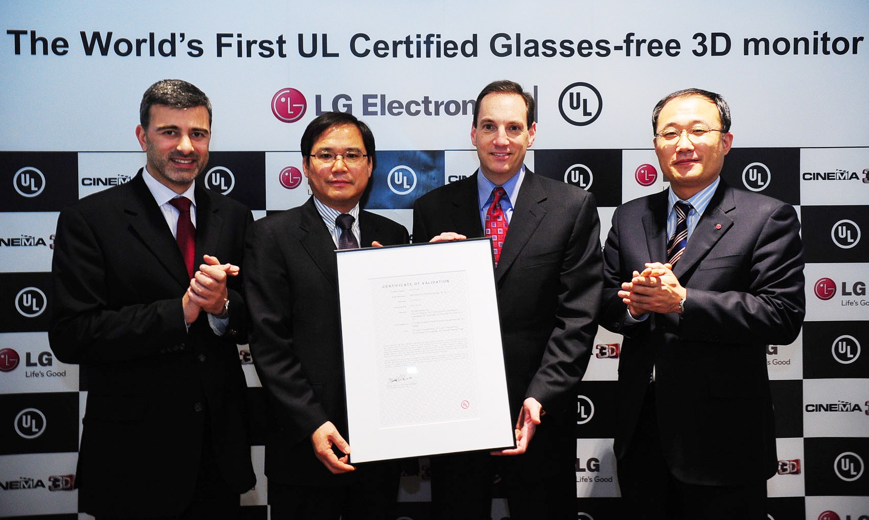 LG'S GLASSES-FREE CINEMA 3D MONITOR CERTIFIED BY UNDERWRITERS ...