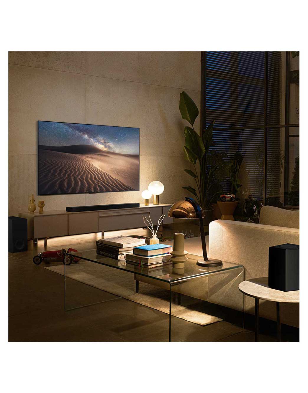 LG OLED evo 55" G2 4K TV HDR Smart (139 cm) - OLED55G23LA | LG HU