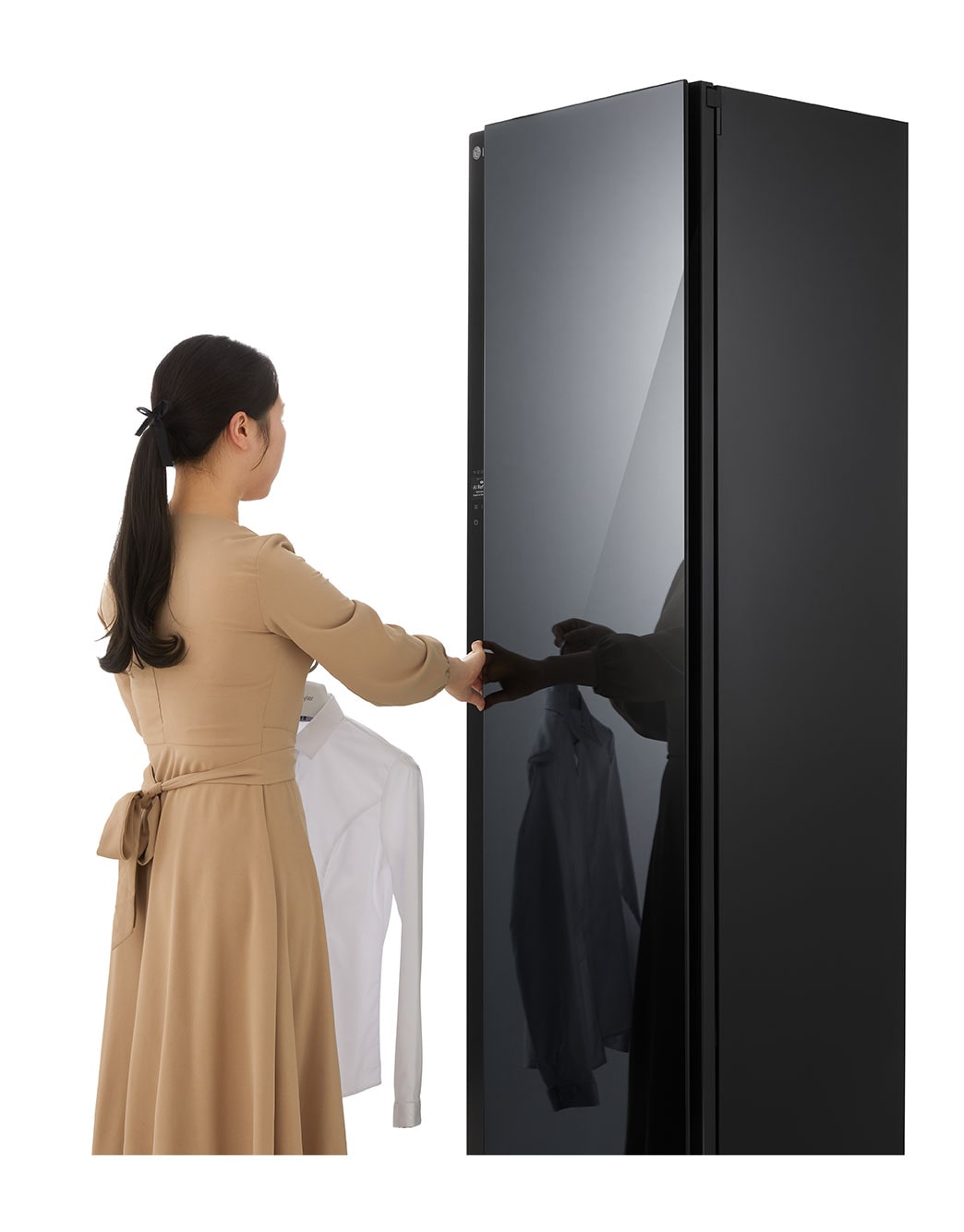 Tủ chăm sóc quần áo bằng hơi nước LG – RX5 | LG VN