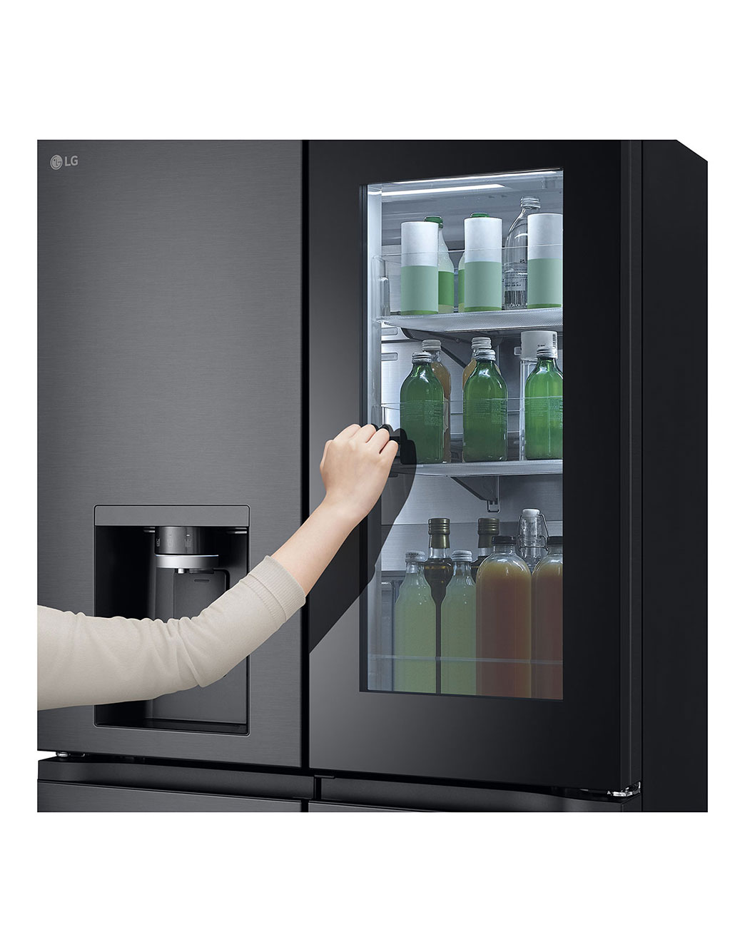 900L Door-in-Door Fridge with UVnano Black | LG ZA