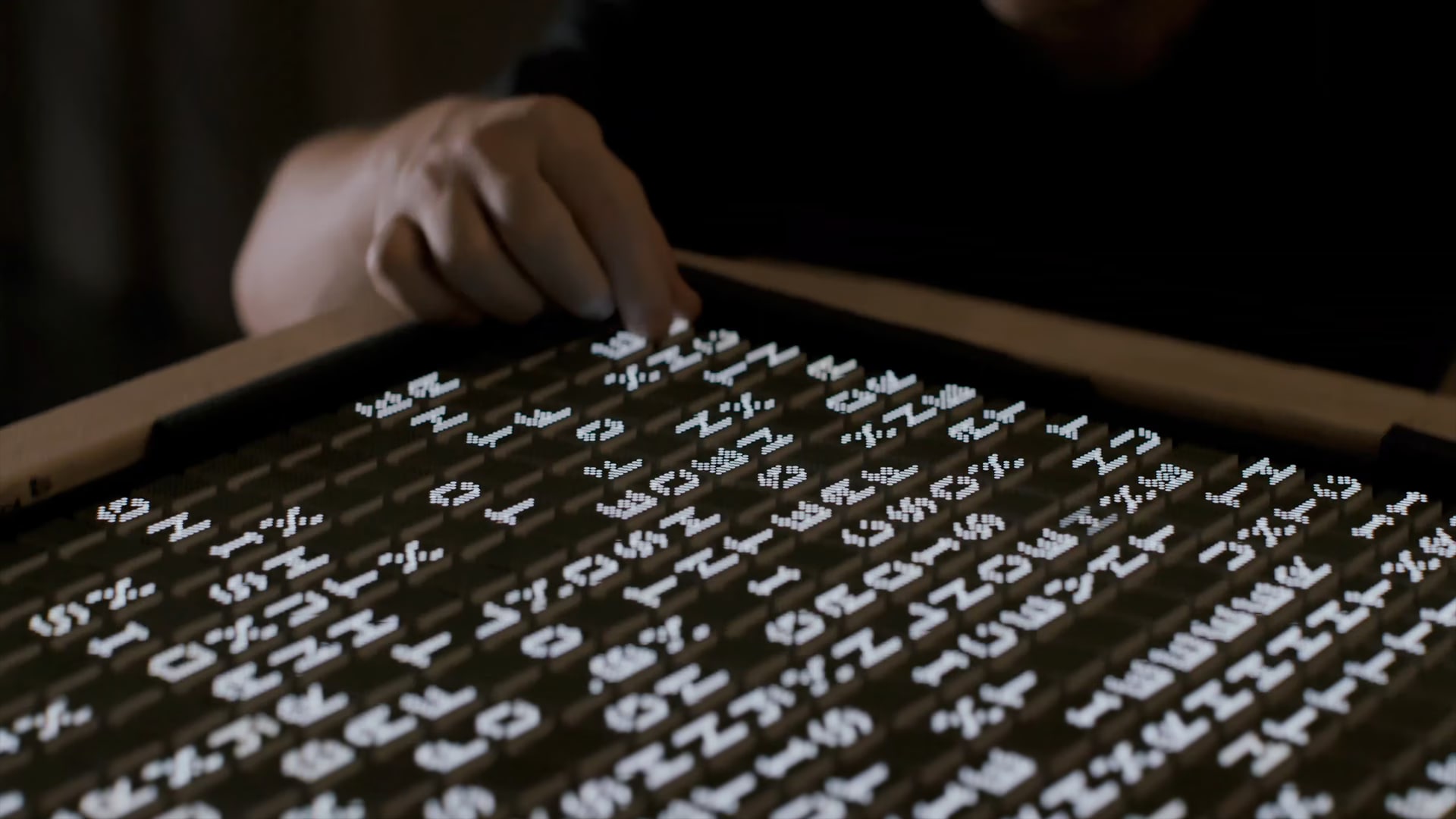 LG SIGNATURE COLLECTION - Visual Artist Matt Clark | LG Australia