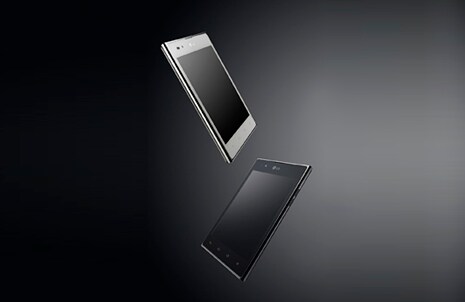 LG Optimus Vu P895 Matkapuhelimet