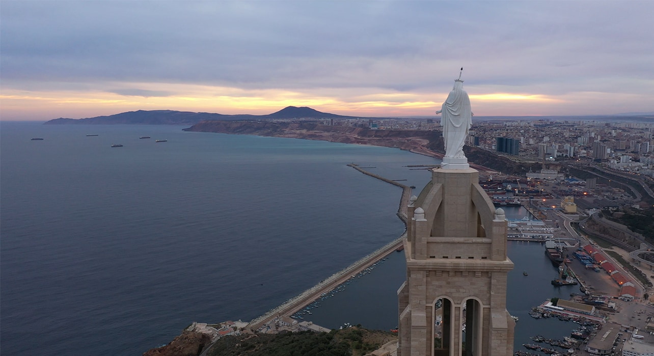 What the LG Multi Split Brings to Luxury Villas | HVAC Blog | LG Global