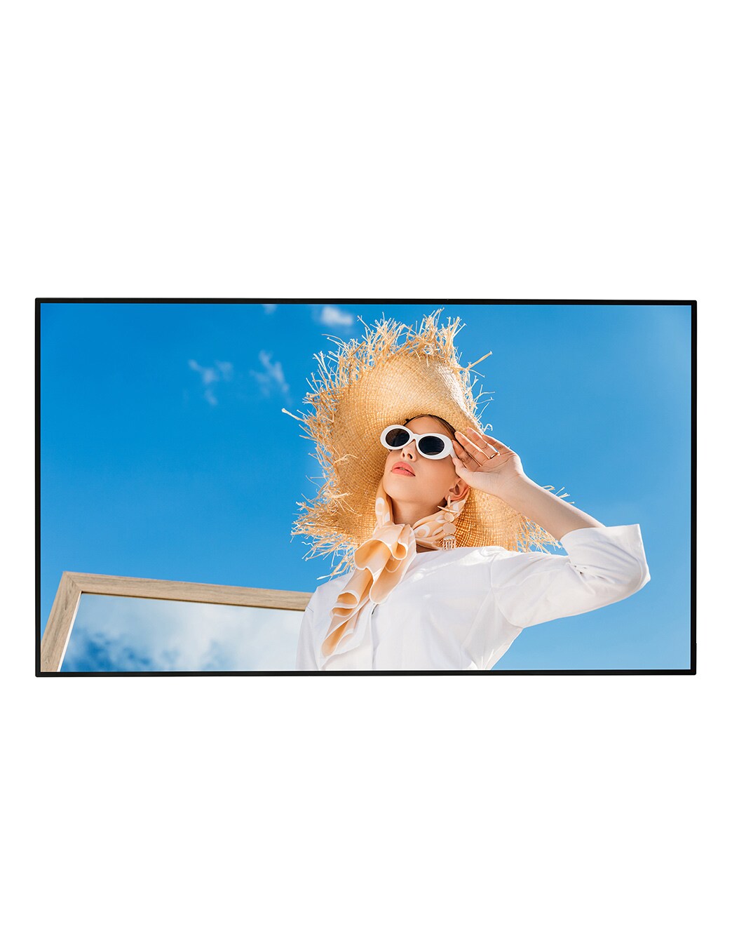 LG 75'' UHD 4,000nits Window-facing Display | LG GLOBAL