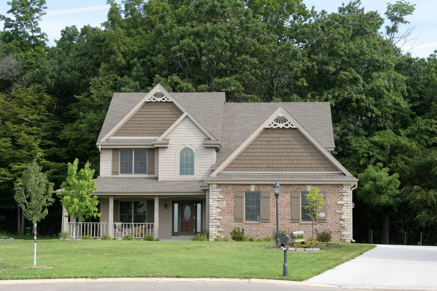 Single Family Home Improvement | LG Pro Builder