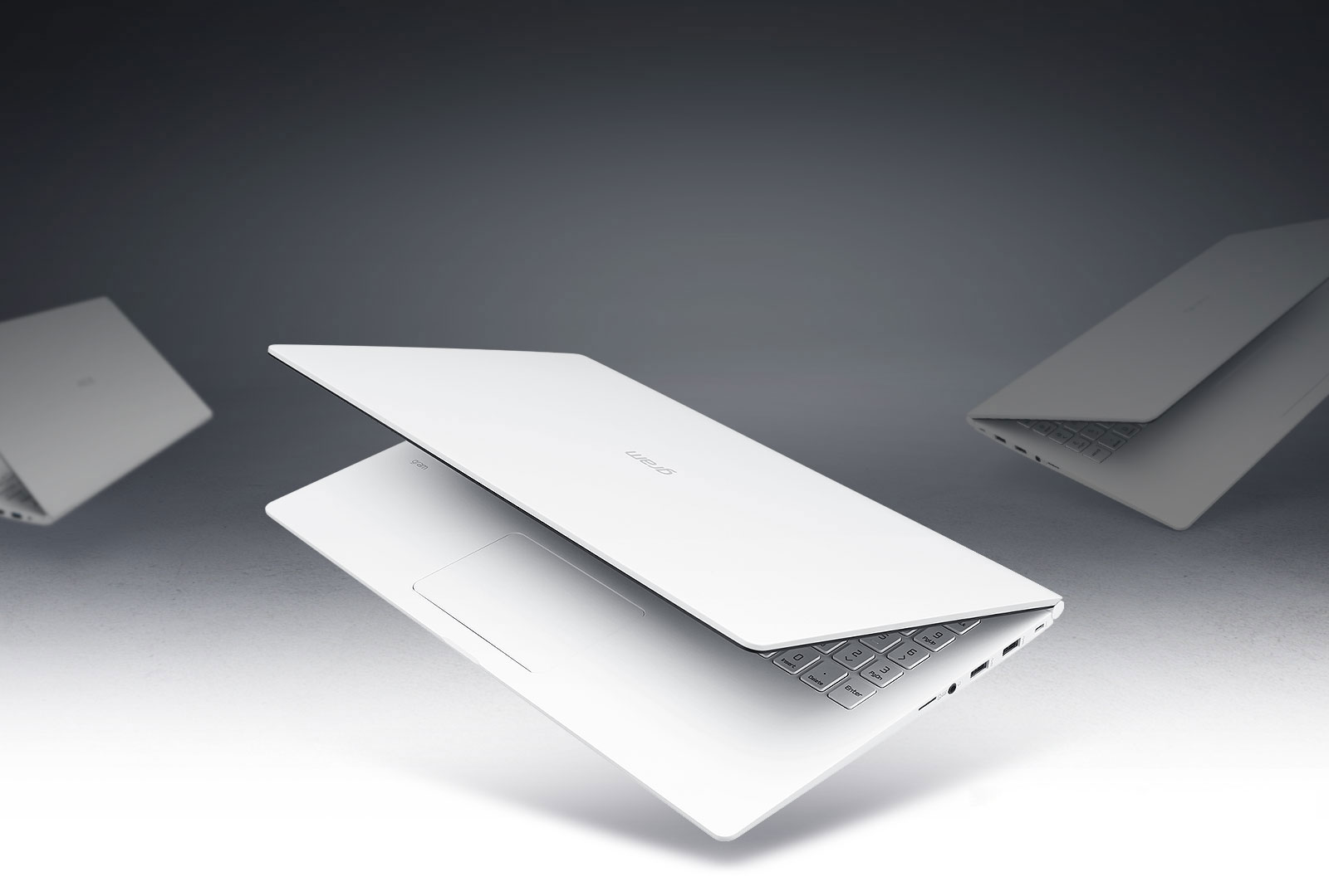 LG gram 15.6'' Ultra Slim-Slim Laptop with Intel 10th gen i5 Processor ...