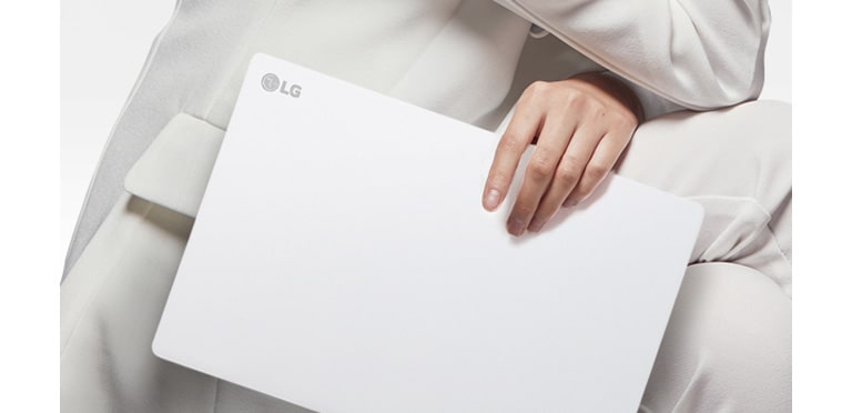 LG Ultra PC 13.3” Ryzen™ 7 Processor Lightweight and Slim Laptop