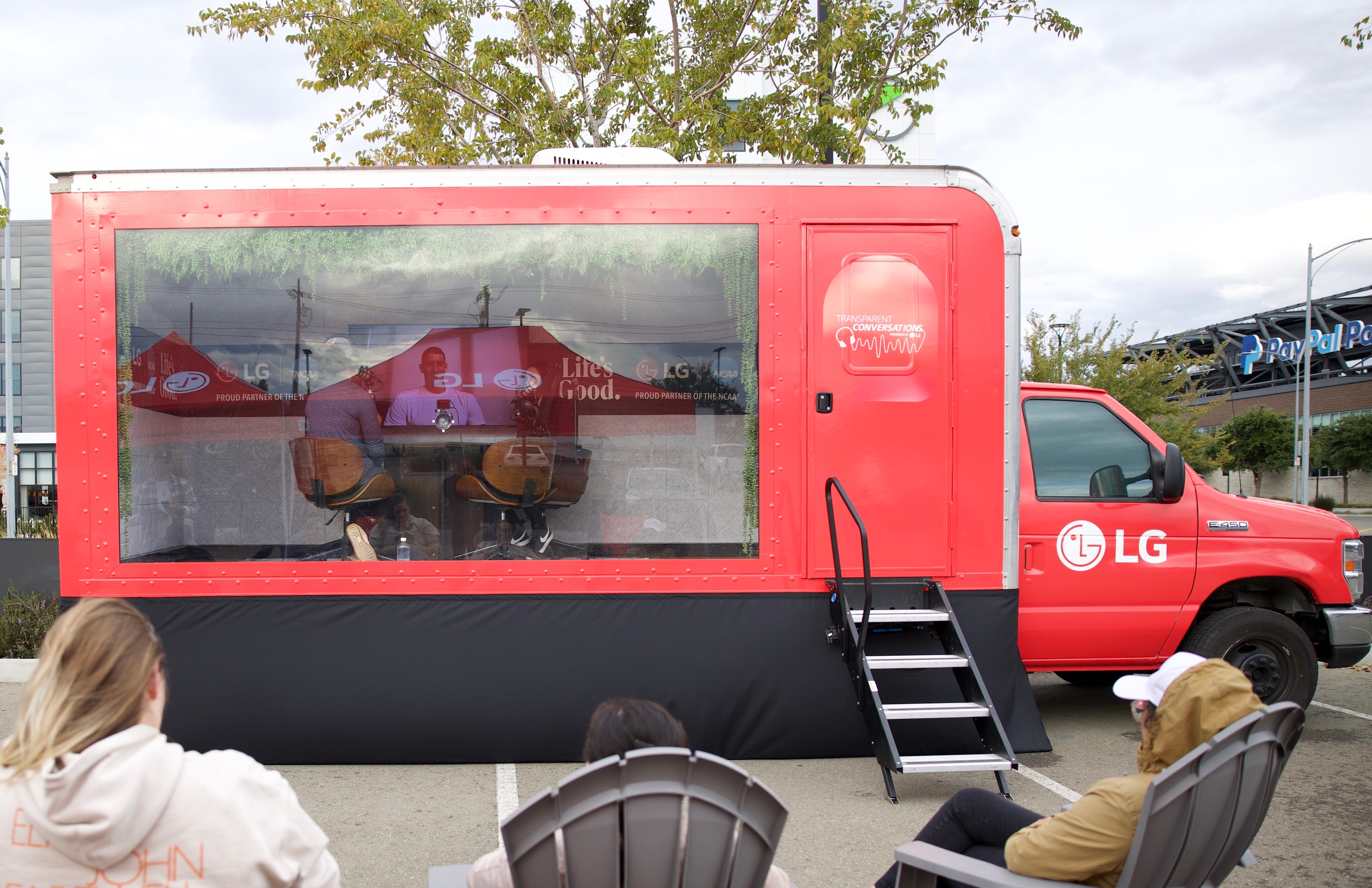 Transparent Conversations Podcast Series | LG USA